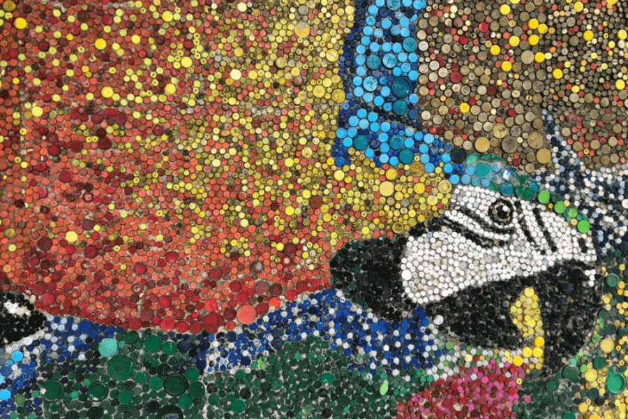 Caracas inaugura su primer mural ecológico creado 100% con tapitas de ...
