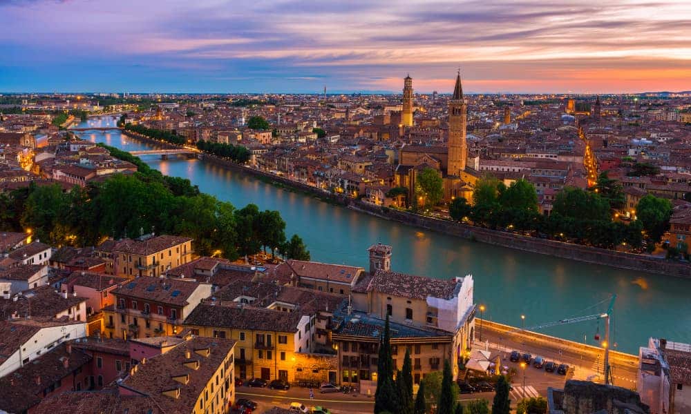 ᐉ Verona en un día, amor a primera vista » Intriper.
