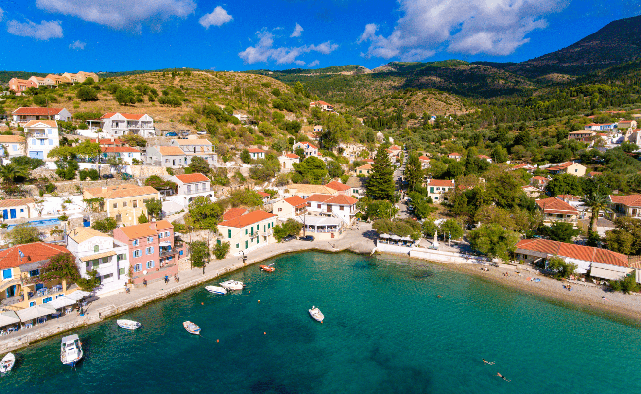Dónde se ubica la isla de Cefalonia y qué hay para ver en ella