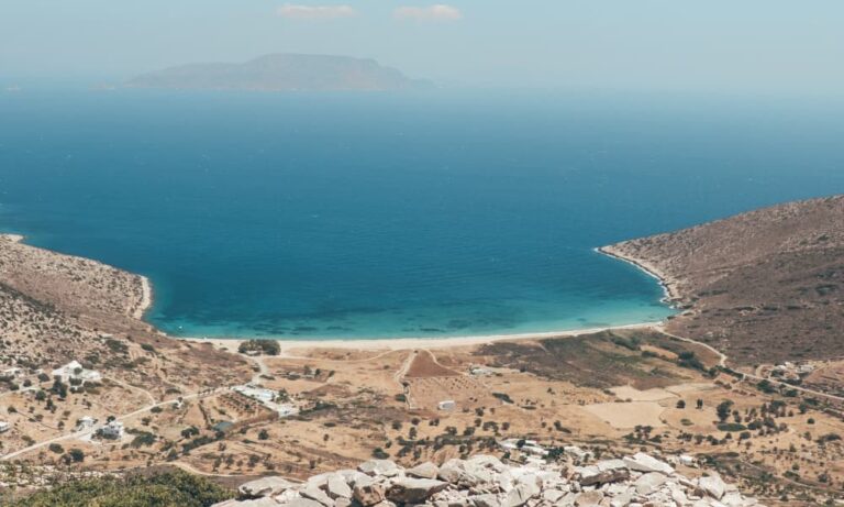 #7 lugares para conocer en Íos, la isla griega en el Egeo