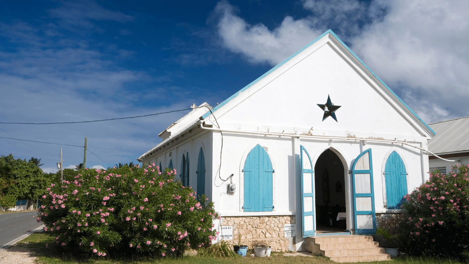 ᐉ Anguilla: cómo es la isla más exclusiva del Caribe » Intriper.