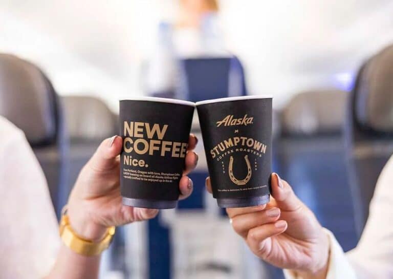 Alaska Airlines lanza un café exclusivo diseñado para saborear en las ...